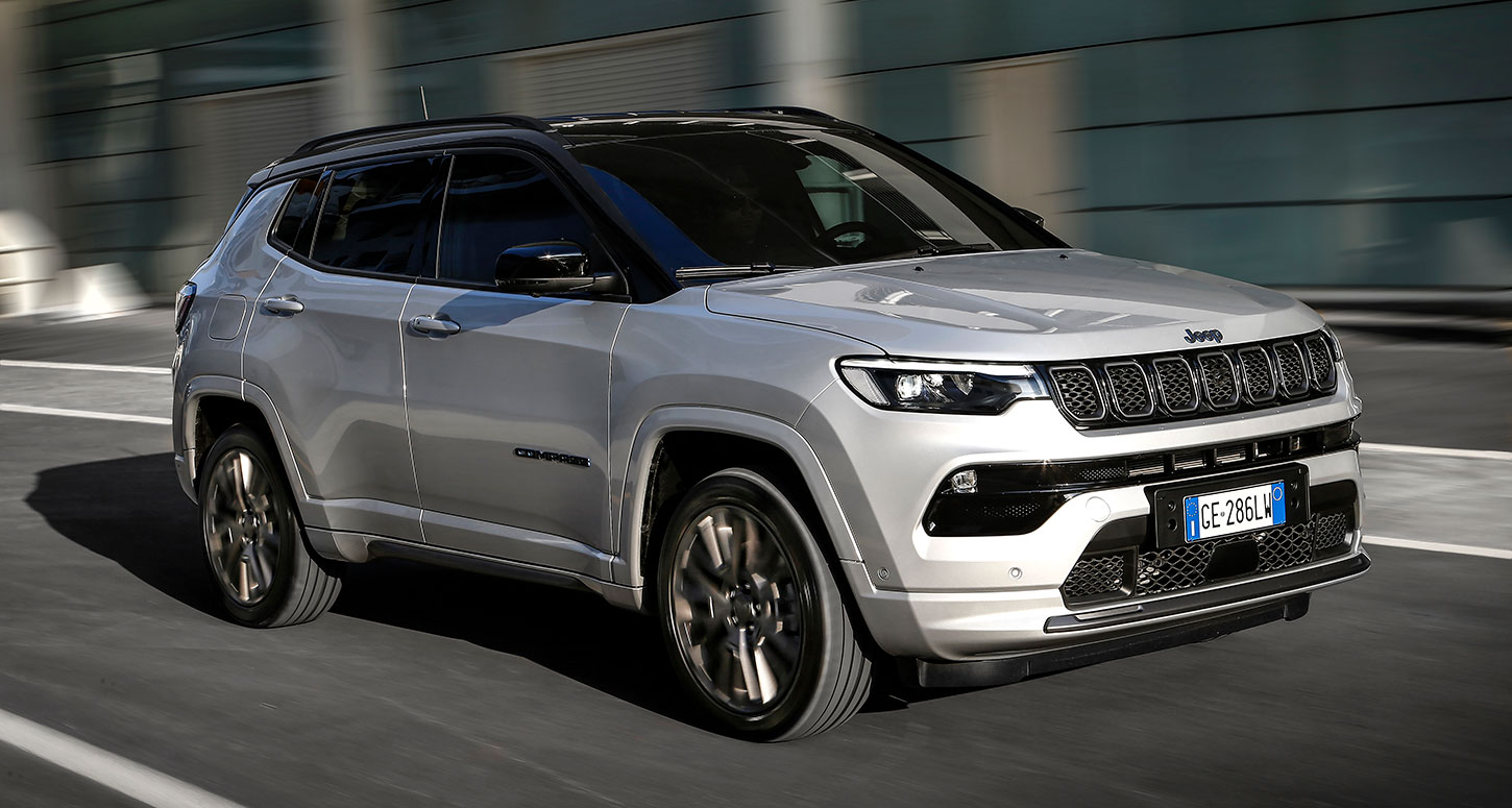 Jeep® 4xe | SUVs og 4x4 with Plug-in Hybrid Technology | Jeep®